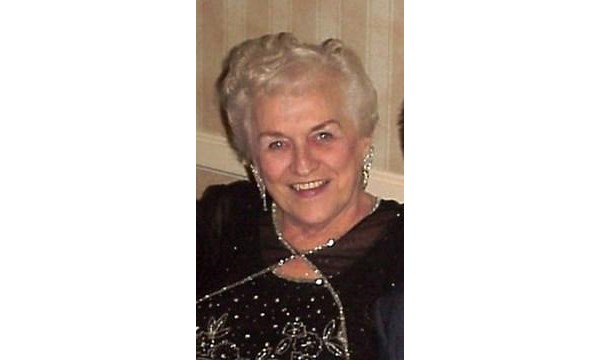 Dorothea Shuta Obituary (1927 - 2015) - Lisle, IL - Chicago Tribune