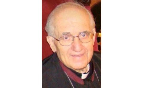 Reverend Byron Papanikolaou Obituary (2015) - Legacy Remembers