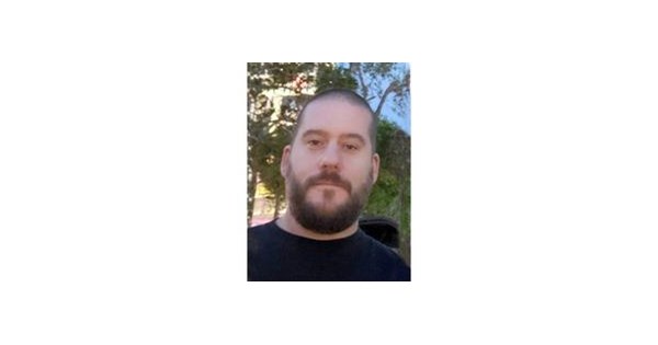 Jeremiah Warren Obituary (1979 - 2022) - Legacy Remembers