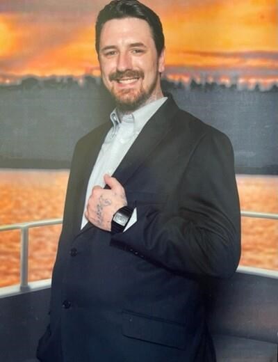 Sean Clarke Obituary (1984 - 2022) - Legacy Remembers