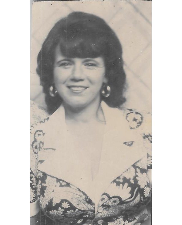 Linda Kuesis Obituary (2018) - Centralia, IL - Sutherland-Garnier ...