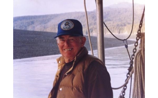 Robert Hollingsworth Obituary (1925 - 2014) - Bellingham, WA ...