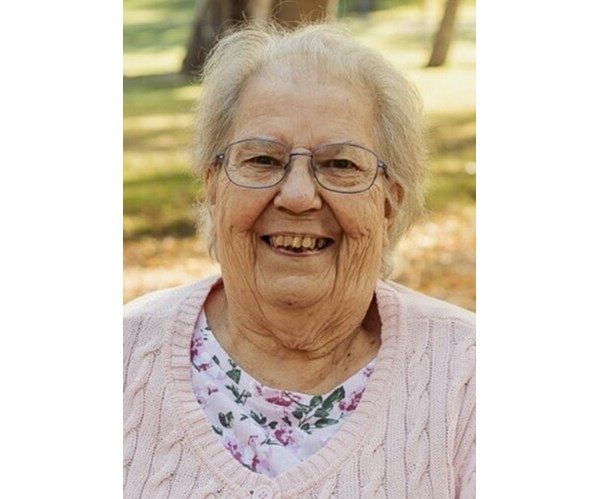 Phyllis Cave Obituary (2026) - Bismarck, ND - The Bismarck Tribune
