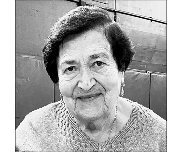 DANIELA VALENTE Obituary (2025) - West Newton, MA - Boston Globe