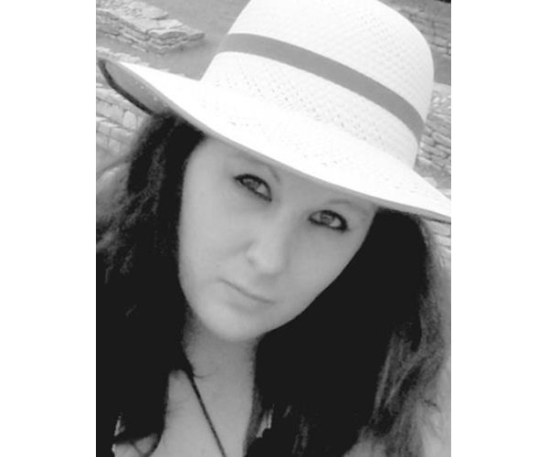 Jenn Moore Obituary (1985 - 2017) - Legacy Remembers