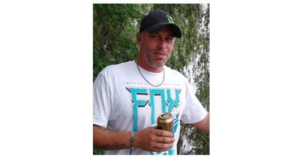 Robert Matkowski Obituary (1979 - 2020) - Legacy Remembers