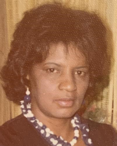 Eva Roberts Obituary (1934 - 2020) - Williamsburg, VA - Daily Press