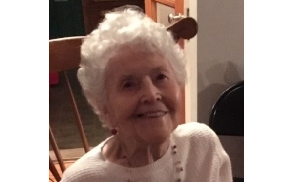 Julia Yochum Obituary (1924 - 2017) - Farmington, MI - Detroit Free Press