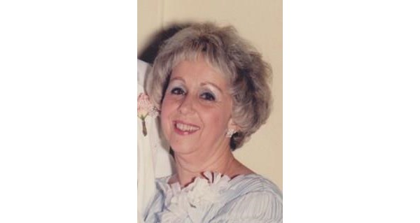 Lucille Dyer Obituary and Online Memorial (2017)