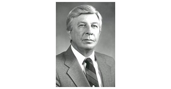Robert Tuttle Obituary (1931 - 2015) - Legacy Remembers