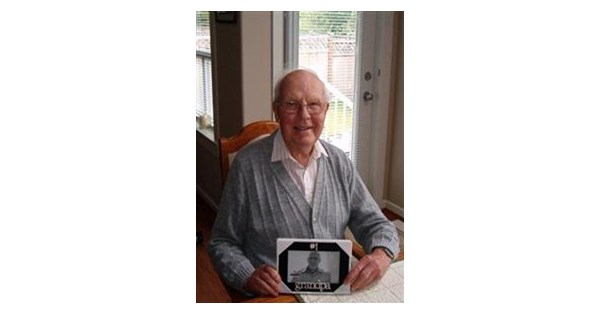 Lloyd Dunn Obituary and Online Memorial (2010)