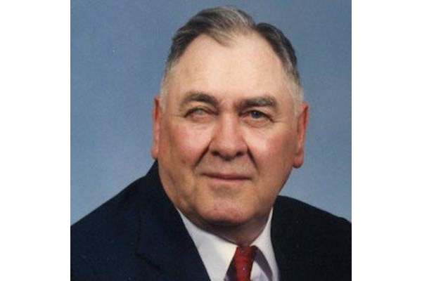 Kenneth Head Obituary (1920 - 2016) - Hilbert, WI - Fond du Lac Reporter