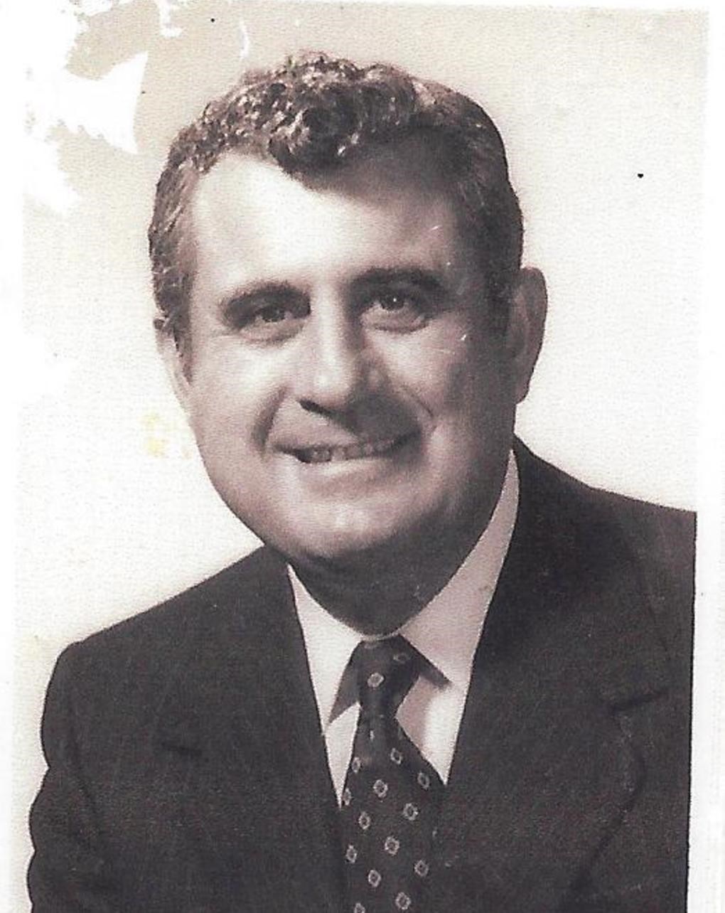 ROBERT AVAKIAN Obituary (1929 - 2013) - Palos Verdes Est, CA - Fresno Bee