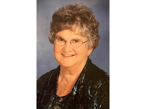 Velma Hoppman Obituary (2023) - Bellevue, IA - Globe Gazette