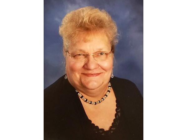 Sharon Follis Obituary (1957 - 2020) - Decatur, IL - Decatur Herald ...