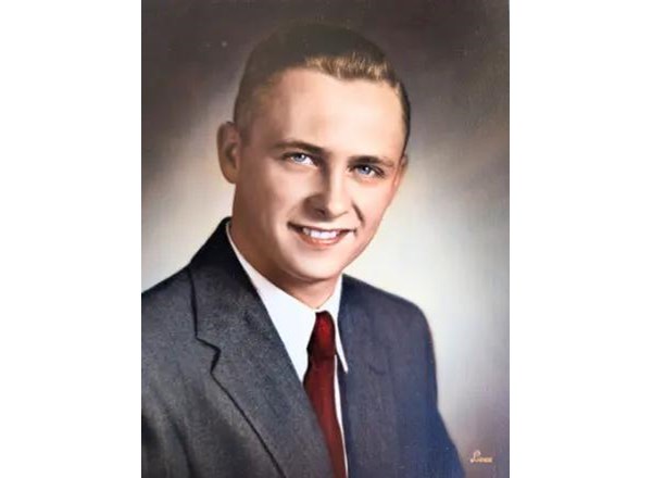 Robert Gremminger Obituary (2025) - West Bend, WI - Schmidt Funeral ...