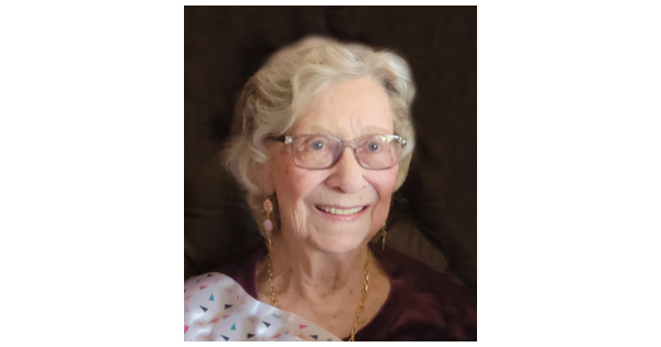 Death Notice and Obituary for Marie Wrenn Lucas 2022 of Marion , NC