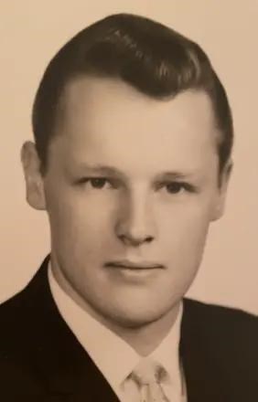 Kenneth Nowacki Obituary (2025) - Wyandotte, MI - Czopek Funeral Directors