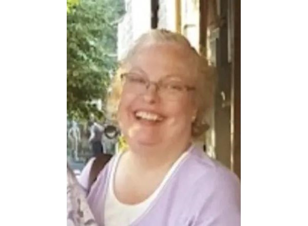 Julie Gaumnitz Obituary (2025) - Herrin, IL - Meredith-Waddell Funeral ...