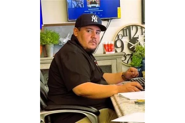 Angel Alvarez Obituary (2025) - Hereford, TX - Parkside Chapel Funeral ...