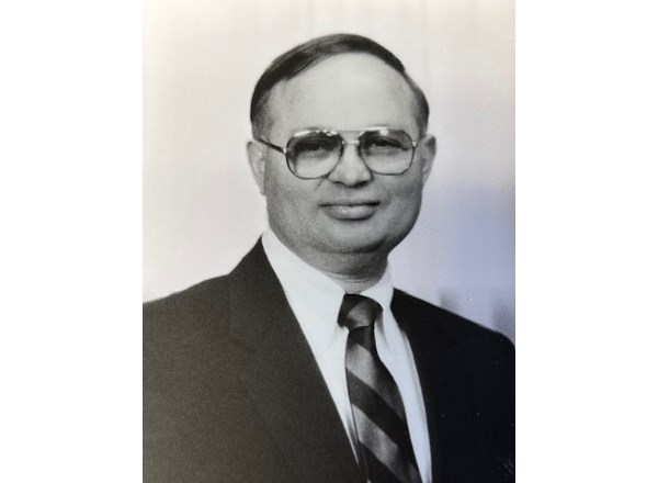 Roger Hugh Halliday Obituary (1934 - 2026) - Clarksville, TN ...