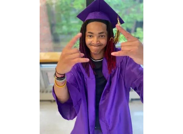 Zarian Simpson Obituary (2025) - Columbia, MO - Parker-Millard Funeral ...