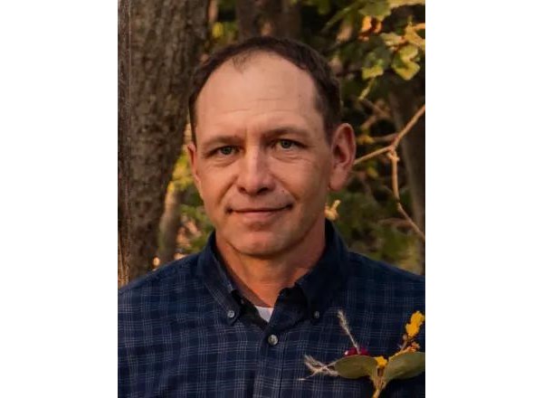 Timothy Wayne Sturgeon Obituary (2025) - Topeka, KS - Midwest Cremation ...