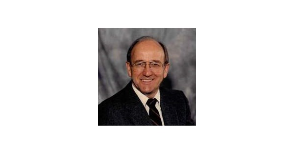 Dr. Robert S. Klessig Obituary (2023) - Manitowoc, WI - Harrigan ...