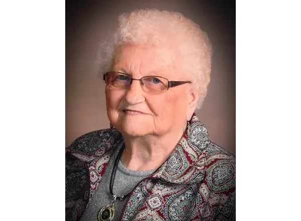 Iris Mae Smith Obituary (2025) - Creston, IA - Powers Funeral Home ...