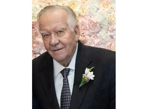 William H. Schultz Obituary (2025) - Glenview, IL - N.H. Scott ...