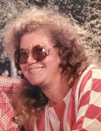 Janet Sue Lockey Davis Obituary (2024) - Maysville, NC - Kahlert ...