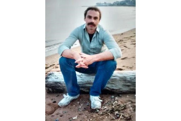 Howard Ellis Obituary and Online Memorial (2025)