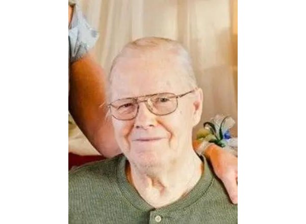 Hollis Larson Obituary and Online Memorial (2024)