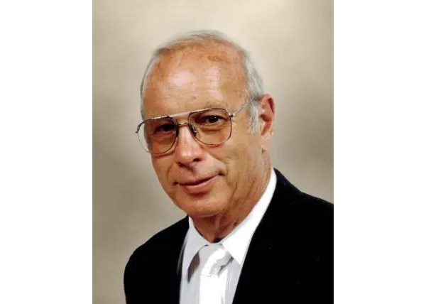 Roger Aukes Obituary (2024) - Whittemore, IA - Oakcrest Funeral ...