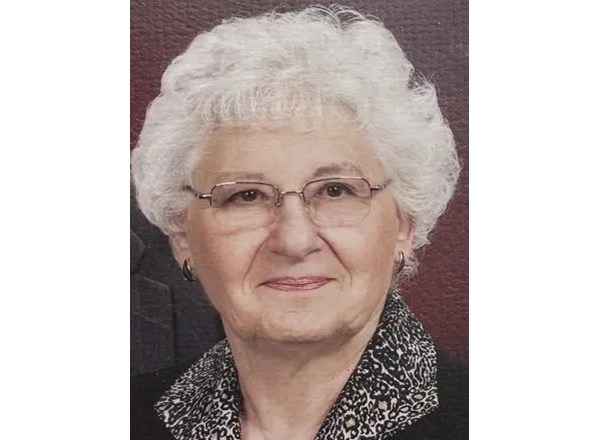 Helen Elizabeth Bloomer Obituary (2025) - Springfield, MO - Walnut Lawn ...