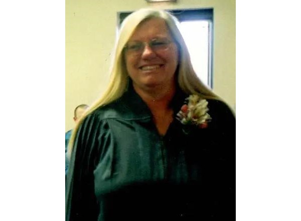 Debbie Ann Johnson Obituary (2024) - Burlington, IA - Lunning Funeral ...