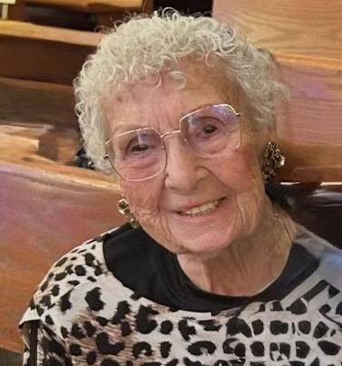 Helen Domsohn Obituary (2026) - Coatesville, PA - Maclean-Chamberlain ...