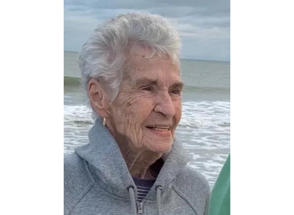Roberta Marie Surs Obituary (2024) - Manhattan, KS - Irvin-Parkview ...