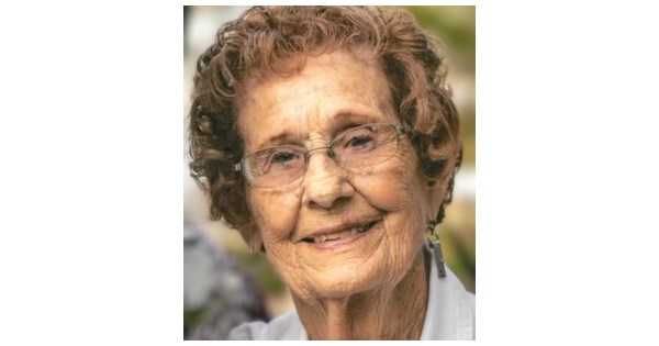 Sharon E Rosalez Obituary (2024) - Abilene, KS - Martin-Becker-Carlson ...