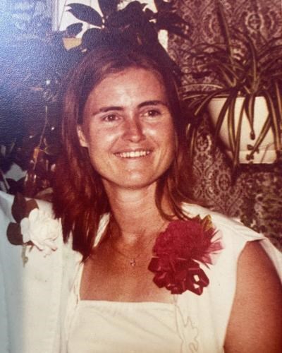 Louise Davis Obituary (2025) - Panama City, FL - Kent-Forest Lawn ...