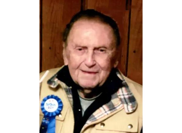Robert W. Hand Obituary (2024) - Plymouth, WI - Suchon Funeral Home and ...