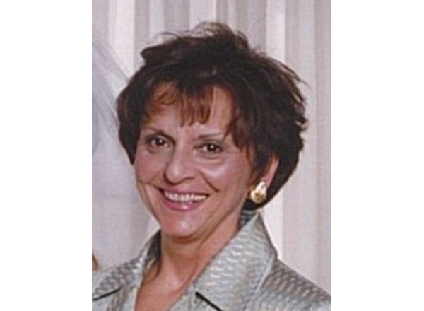 Dorothy Mickowski Obituary (2025) - Troy, MI - A.J. Desmond & Sons ...