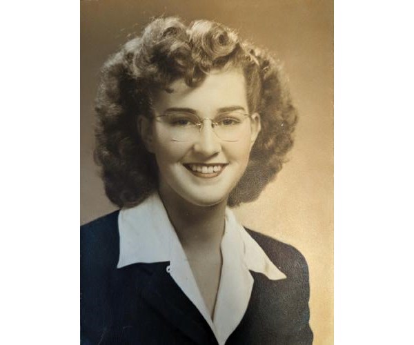 Zella Rose Davis Obituary (2023) - Bellingham, WA - Moles Farewell ...