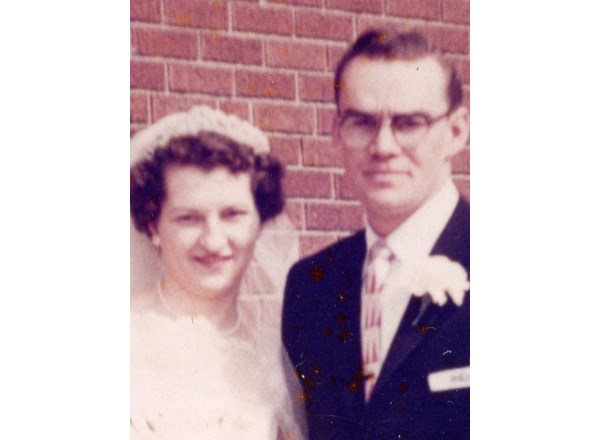 Evelyn and Robert Edwards Obituary (2026) - Waterford, MI - Simpson ...