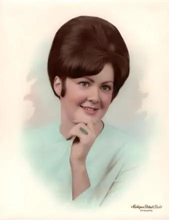 Sue Marinelli Obituary (2025) - Romeo, MI - Muir Funeral Home ...