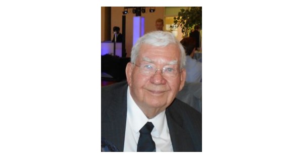 Mr. Robert Henry Graebe Obituary (2025) - Belleville, IL - Kurrus ...
