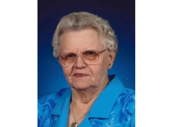 Helen L. Schoenfeld Obituary (2024) - Owatonna, MN - Medford Funeral Home