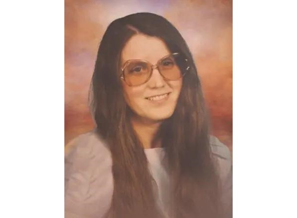 Barbara Louise Earle Obituary (2025) - Evansville, IN - Browning ...