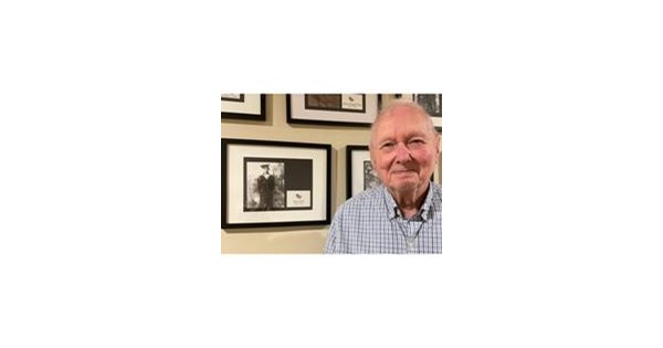 Robert Emmett "Bob" Hoff Obituary (2025) - Lakeville, MN - White ...