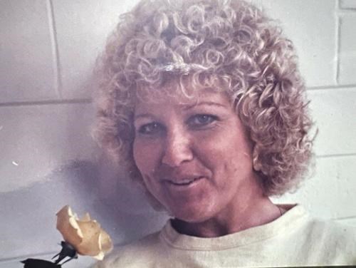 Wanda Faye "Nana" Bellestri Obituary (2022) - Gulfport, FL - A Life ...